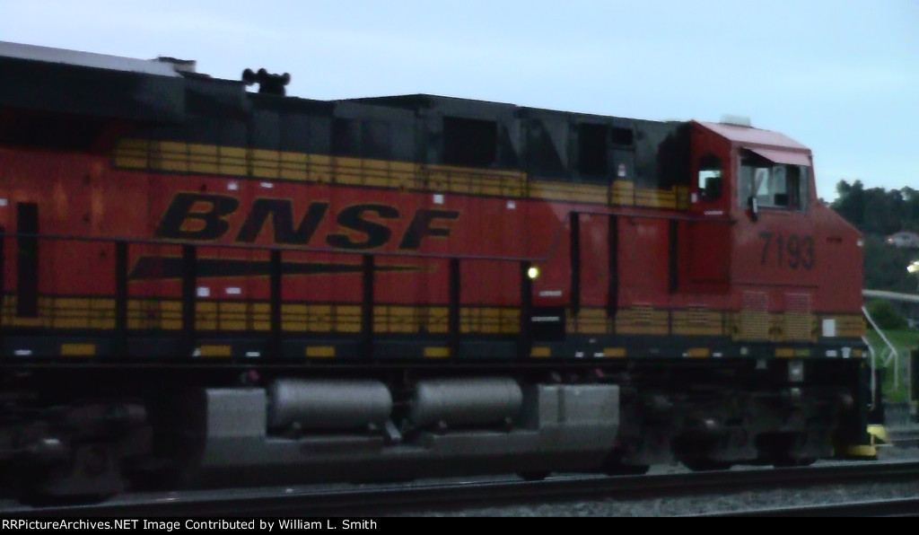 NB Manifest Frt waiting at Balmer Yard South lead tracks - 1